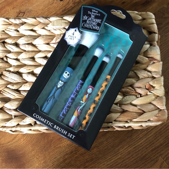 Disney | Makeup | Disney The Nightmare Before Christmas Cosmetic Brush ...